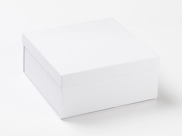 white rectangle box with lid